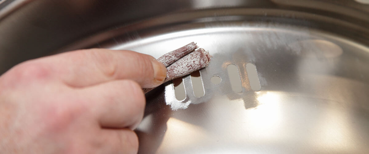 Hand-Deburring Done Right: Selecting the Right Tools | XEBEC® Deburring ...